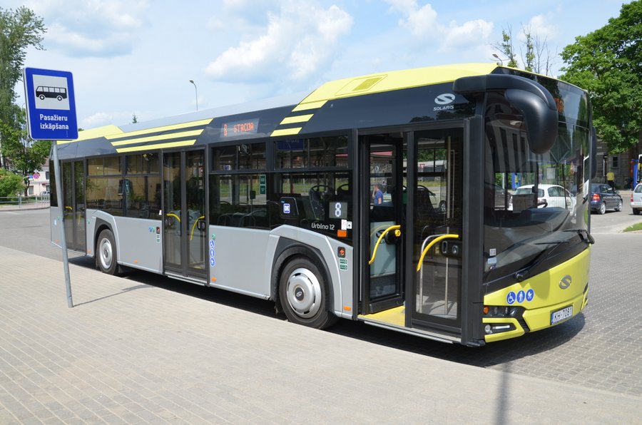Valmierā testē jaunu pilsētas maršrutu autobusu - Valmieras Ziņas